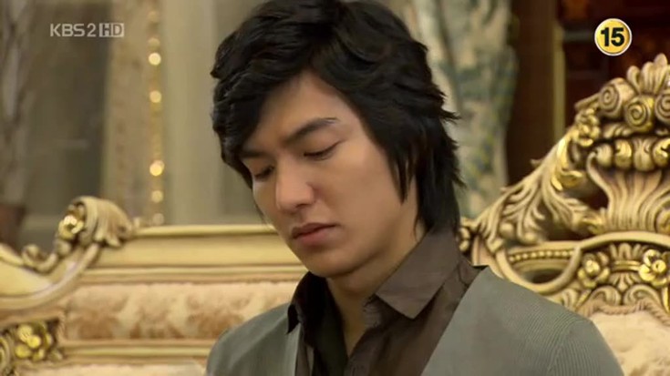 Смотреть "Цветочки после ягодок. 21 серия" онлайн. Сериал - eTVnet