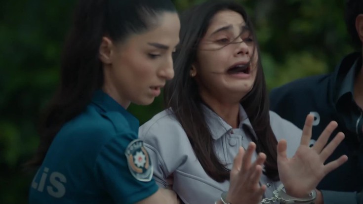 Смотреть "Бумажный дом. 8 серия" онлайн. Сериал - eTVnet