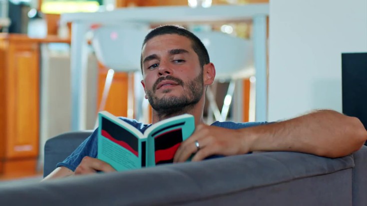 Смотреть "Статус отношений: Запутано. 18 серия" онлайн. Сериал - eTVnet