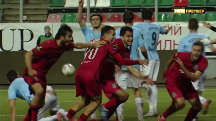 Смотреть "Футбол. Чемпионат России 2023/2024. Первая лига. Обзор. 14 тур" онлайн от 17/10/2023 ...