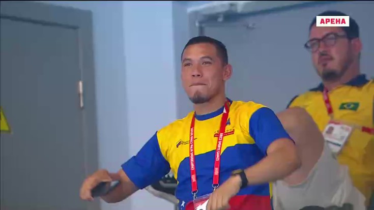 Смотреть "Спортивные игры стран БРИКС 2024. Прыжки в воду. Мужчины. Трамплин 3 м" онлайн от 17 ...