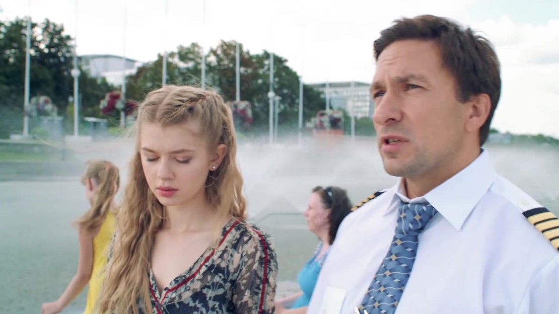 Она сбила летчика. 1 серия худ. фильм 2016 год мелодрама Россия смотреть онлайн в HD качестве ...